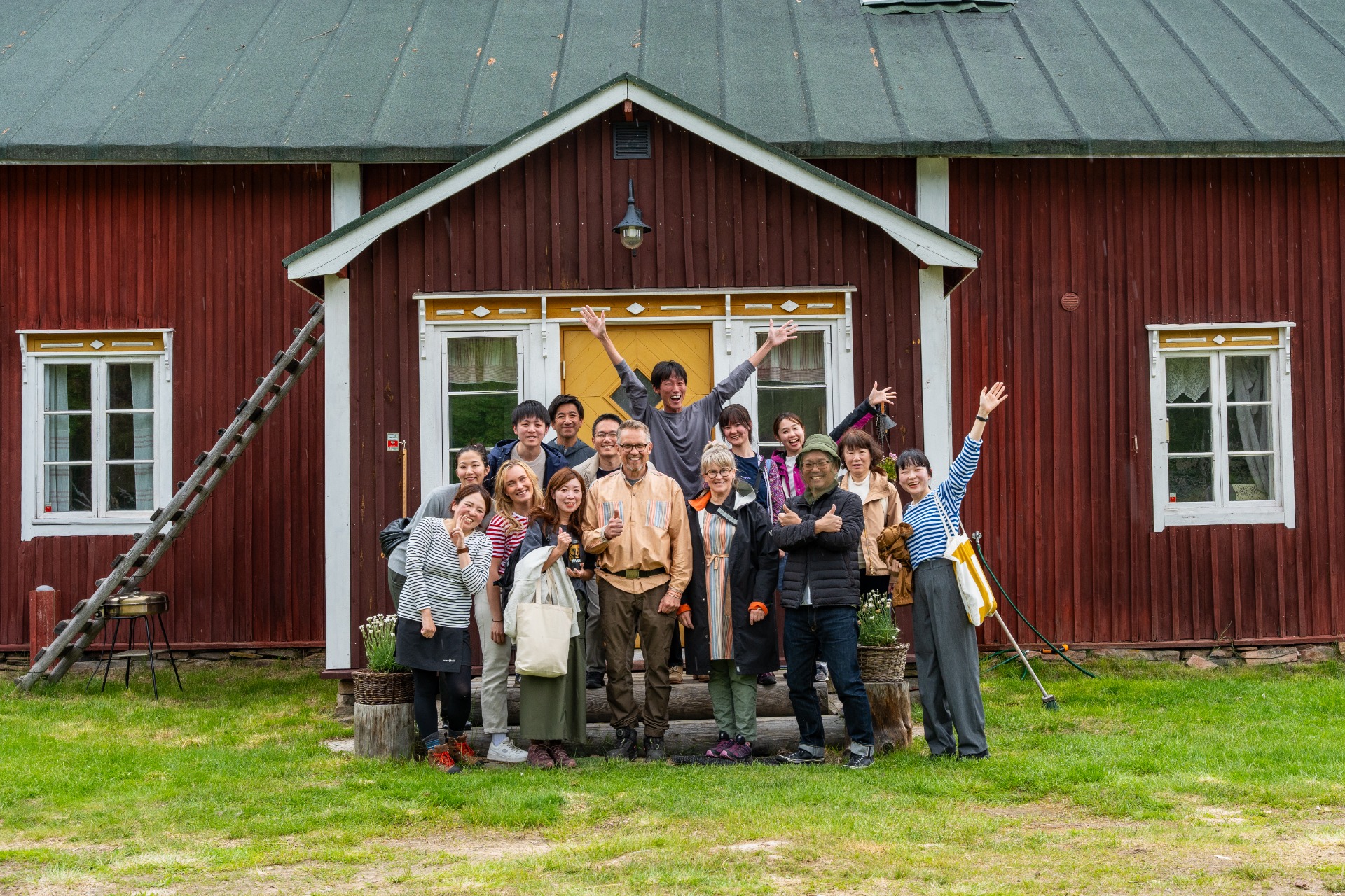 Saariniemi Estate – Husky rides, fishing, Northern Lights and traditional workshops